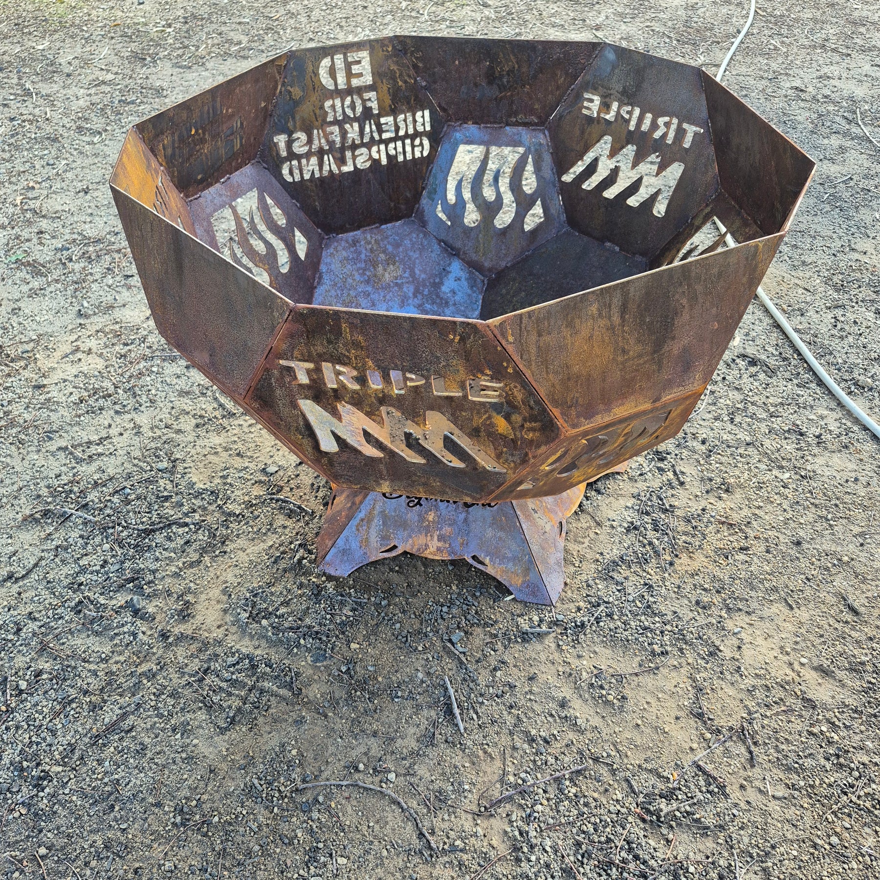 Modern Fire Pit - Steel Fire | BEYOND CNC